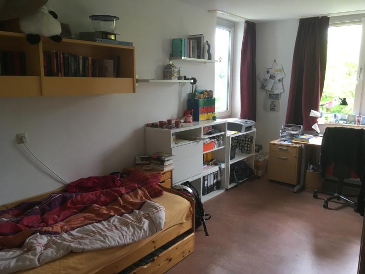 Möbliertes 15qm Zimmer zur Zwischenmiete im Halifax-Wohnheim direkt ...