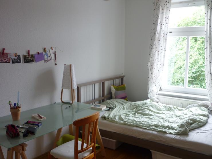 Helles 15qm Zimmer in 2er WG mit Balkon. Bright 15m2 room with balcon ...