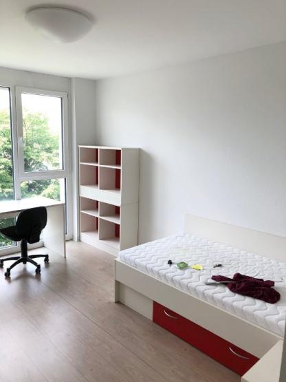 Schönes Zimmer in 3er-WG - Wohngemeinschaft Weingarten möbliert Weingarten