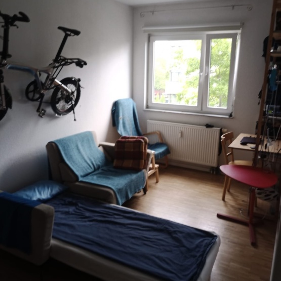 Kleines WG-Zimmer ab Juli zu vermieten - WG-Zimmer in Köln-Ehrenfeld