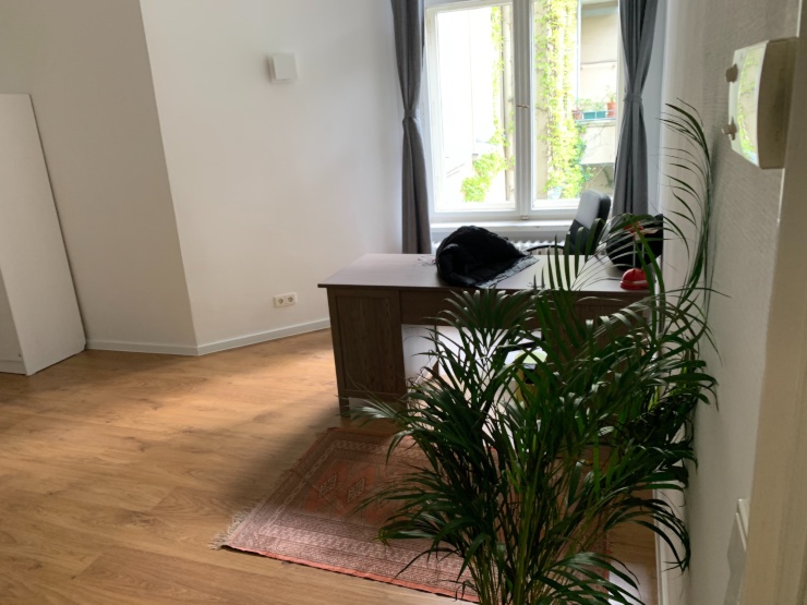 Helles Zimmer in 2er WG - Wohngemeinschaften Berlin-Charlottenburg