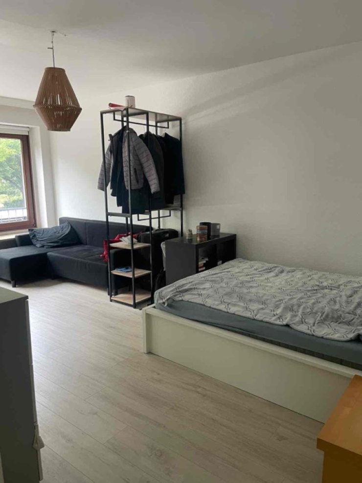 Unfurnished 16m2 room in Altona-Altstadt in a two person WG - Sublease ...
