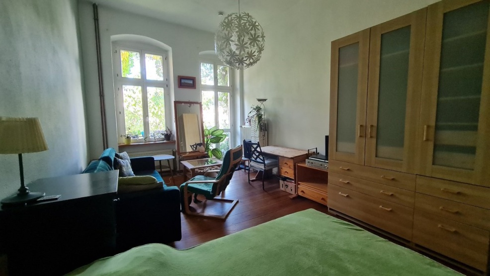 Zwischenmiete in Neuköllner WG ab sofort bis April 2023/Interim rent in ...