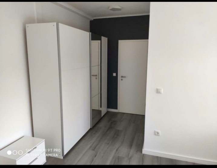 Möbliertes Zimmer in 3-er WG mit eigenem Balkon, nähe Uni & Klinikum ...