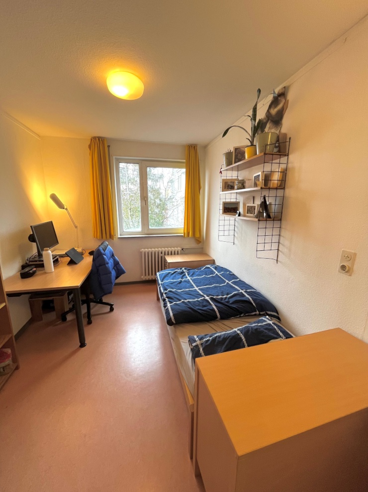 Zimmer zur Zwischenmiete direkt neben der Innenstadt - WG-Zimmer in Tübingen-Innenstadt