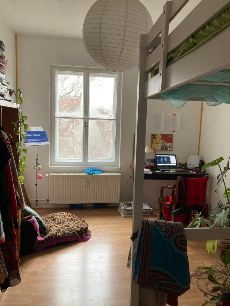 Zimmer kurzfristig zu vermieten/room for short term rent - Möblierte WG ...