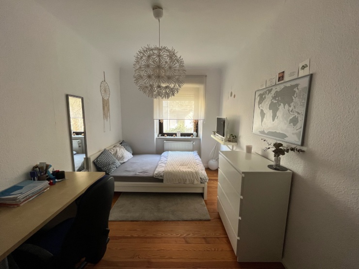 WG Zimmer zur Zwischenmiete in schöner Altbauwohnung - Zimmer möbliert Würzburg-Mainviertel