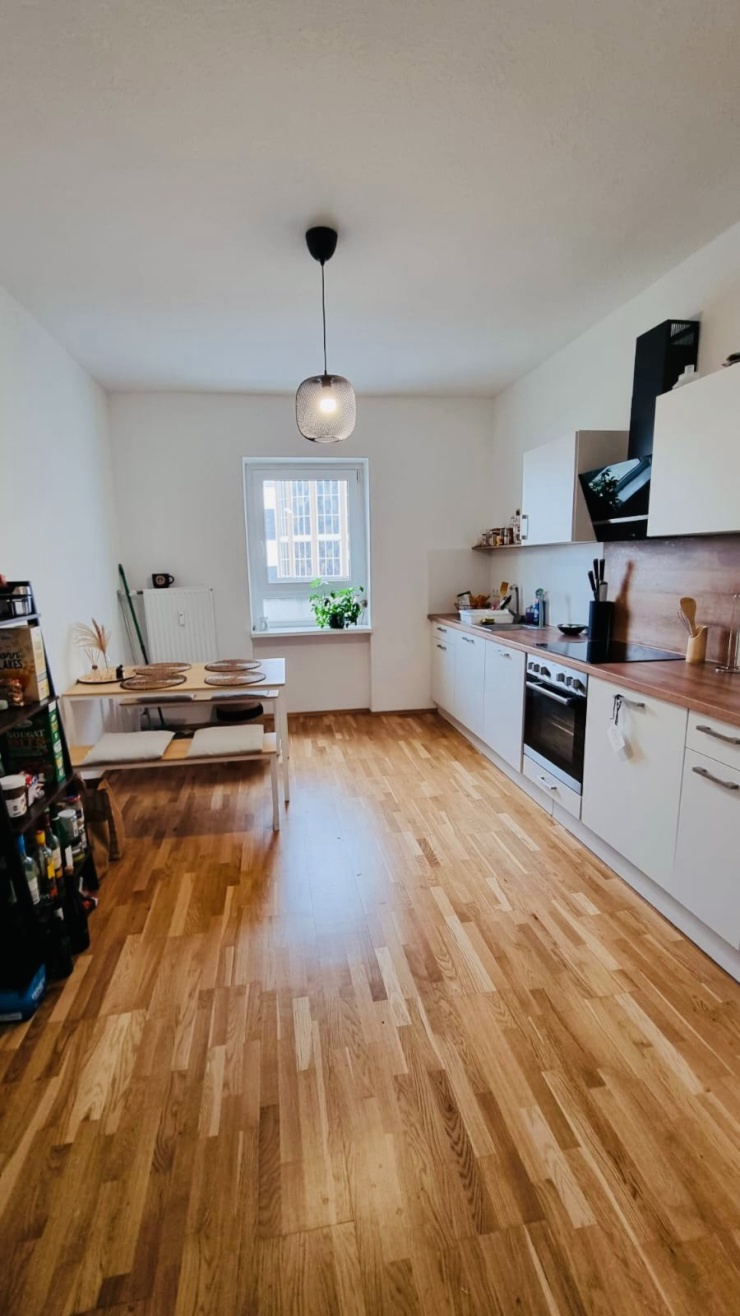 WG-Zimmer in schöner 4-ZKB Wohnung - beste Lage! - Zimmer in Koblenz ...