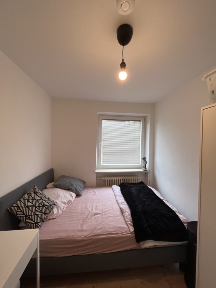 Nette Mädels-WG sucht neue Mitbewohnerin(8m²) - Zimmer in München Nette Mädels-WG sucht neue Mitbewohnerin(8m²) - Zimmer in München