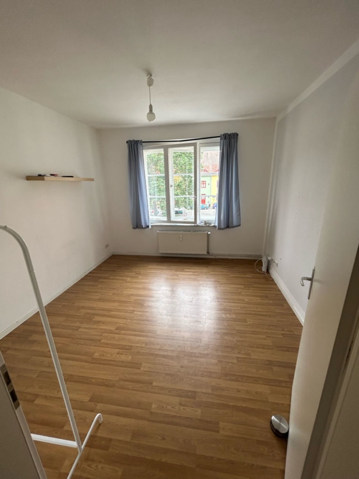 vermiete ein unmöbeliertes zimmer in potsdam(west) unter - Suche WG Potsdam