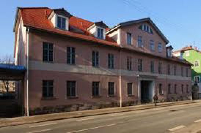 One 23m2 room in a student dorm for STUDENTS ONLY in weimar altstadt ...