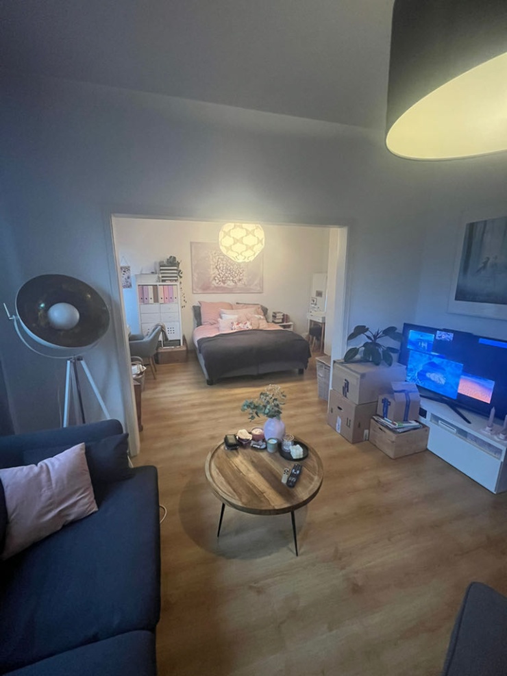 Großes, helles WG-Zimmer zu vermieten - WG-Zimmer in Koblenz-Stadtmitte