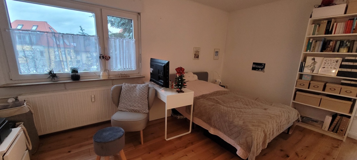Helles und gemütliches WG-Zimmer in 3er WG - WG Zimmer Heidelberg-Bergheim