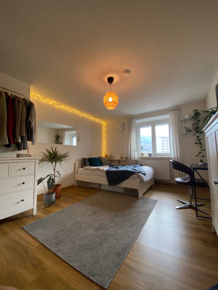 helles, großes WG-Zimmer in 3er WG - WG Zimmer Innsbruck-Wilten