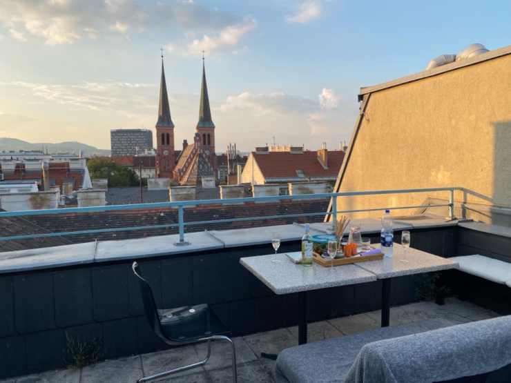 Furnished Flat / Rooftop Terrace / APRIL - AUG SUBLET - Wohnung in Wien ...