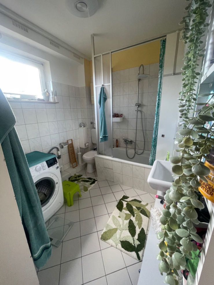 Mitbewohnerin gesucht für ruhige 2er-WG - Zimmer in Kiel Mitbewohnerin gesucht für ruhige 2er-WG - Zimmer in Kiel