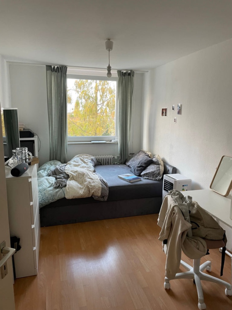 WG-Zimmer zur Zwischenmiete - WG-Zimmer in Freiburg im Breisgau-Zähringen