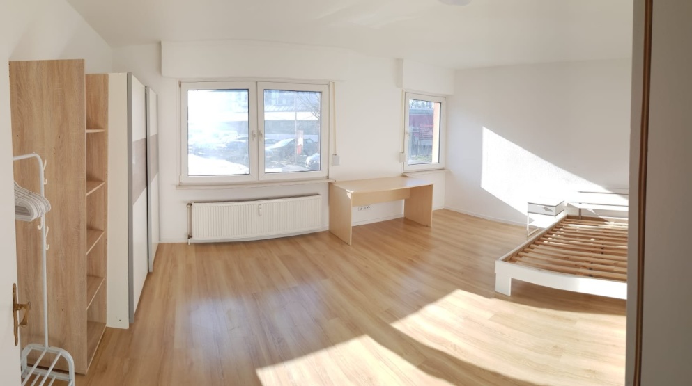 schönes möbliertes 23 m² Zimmer in 4er WG in zentraler Lage (Innenstadt ...